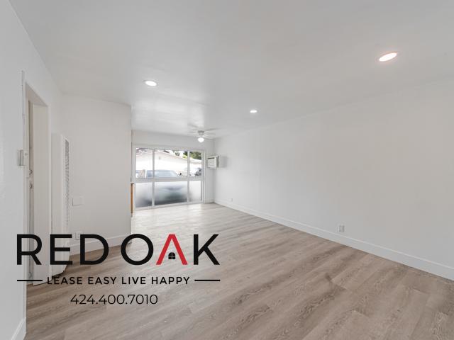 2 BR, 1 BA Apartment 7350 Hazeltine Ave, Van Nuys, CA 91405