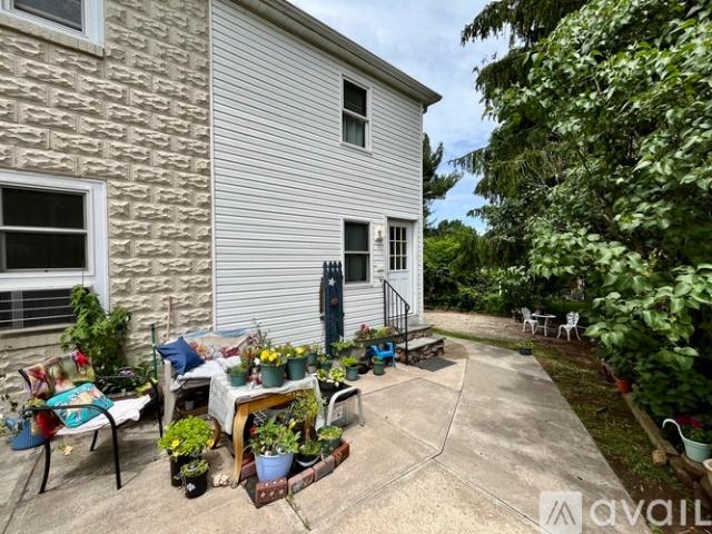2 BR, 1 BA Apartment 735 Fisher Ave, Unit 2, Pottstown, PA 19465