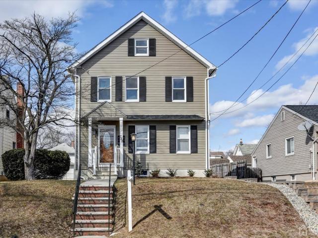 2 BR, 1 BA Apartment 738 1st St, Dunellen, NJ 08812