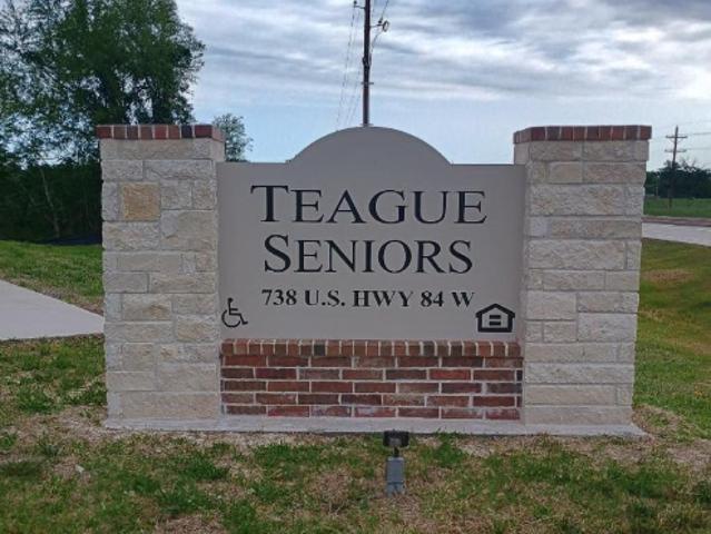 2 BR, 1 BA Apartment 738 US Hwy 84 W, Teague, TX 75860