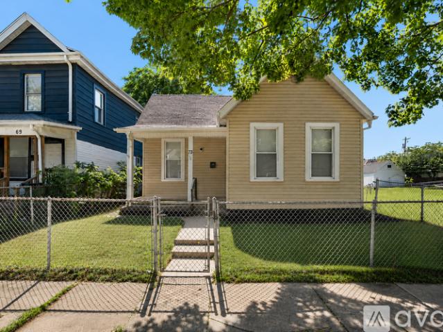 2 BR, 1 BA Apartment 73 Hayden Avenue, Columbus, OH 43222