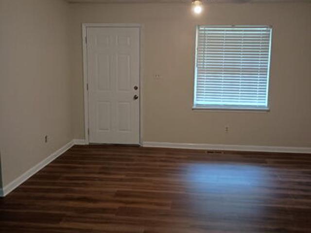 2 BR, 1 BA Apartment 73 Jenkins Dr, Unit A, Fayetteville, TN 37334