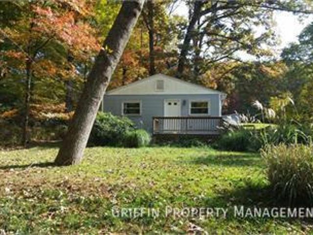 2 BR, 1 BA Apartment 8402 Sleepy Hollow Rd, Fort Washington, MD 20744