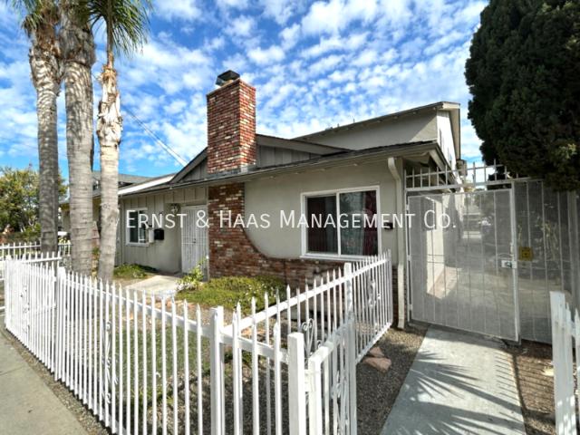 2 BR, 1 BA Apartment 840 Walnut Ave Long Beach, CA 90813
