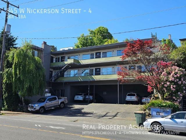 2 BR, 1 BA Apartment 845 W Nickerson Street, Seattle, WA 98119