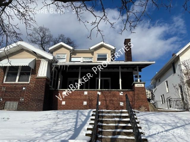 2 BR, 1 BA Apartment 859 Kenmore Blvd, Akron, OH 44314