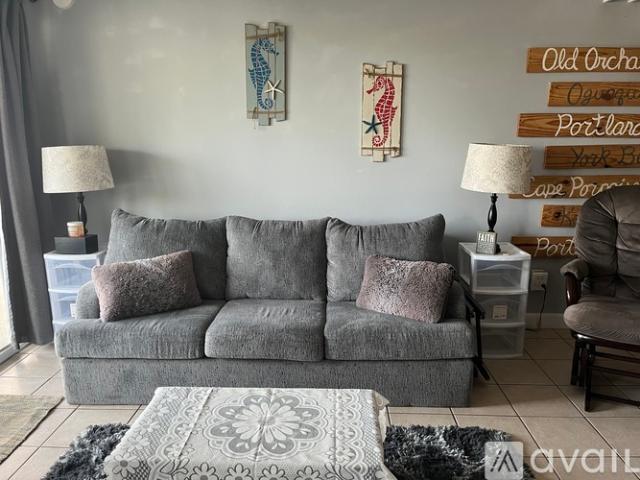 2 BR, 1 BA Apartment 85 Mile Road, Unit 4, Wells, ME 04090
