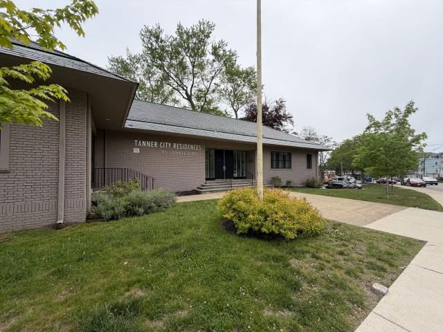 2 BR, 1 BA Apartment 85 Lowell St, Peabody, MA 01960