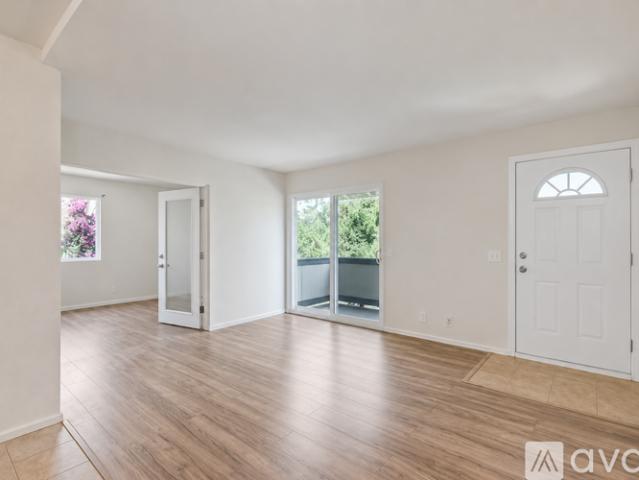 2 BR, 1 BA Apartment 868 East Alvarado Street, Unit 44, Fallbrook, CA 92028