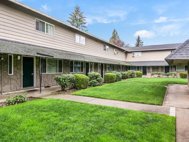 2 BR, 1 BA Apartment 8701 E Mill Plain Boulevard Unit 040, Vancouver, WA 98664