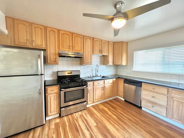 2 BR, 1 BA Apartment 871 Sonoma Avenue, M, Santa Rosa, CA 95404
