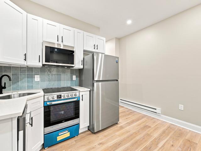 2 BR, 1 BA Apartment 872 N 46th St, Philadelphia, PA 19139