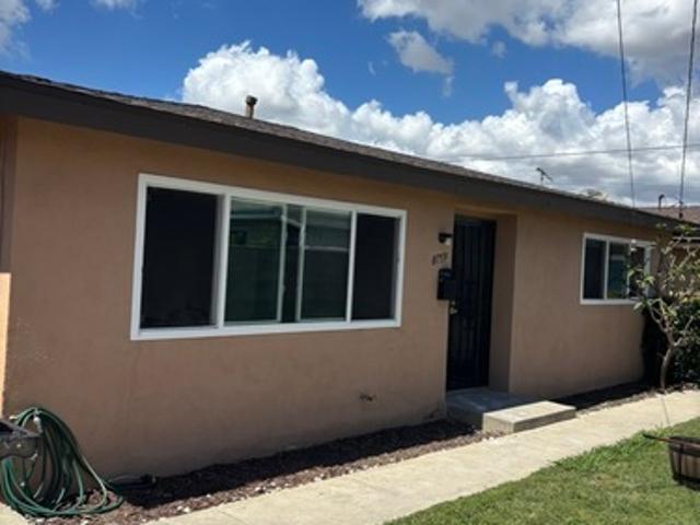 2 BR, 1 BA Apartment 8759 Vans St, Paramount, CA 90723