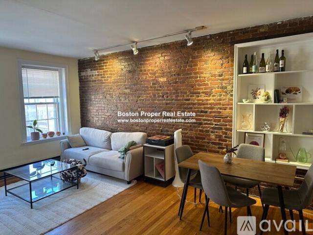 2 BR, 1 BA Apartment 88 W Cedar St, Unit 5, Boston, MA 02114