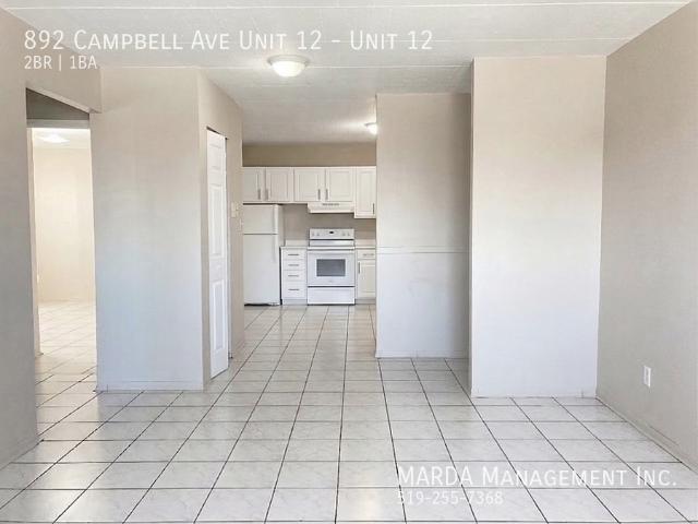 2 BR, 1 BA Apartment 892 Campbell Ave Unit 12, Windsor, ON N9B 2H9
