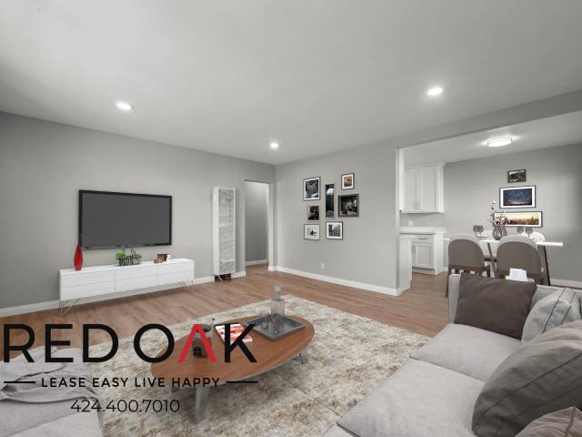 2 BR, 1 BA Apartment 8015 S Western Ave, Los Angeles, CA 90047