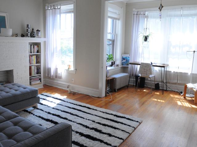 2 BR, 1 BA Apartment 801 Monroe, Evanston, IL 60202