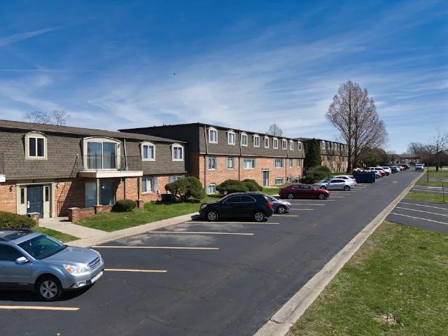 2 BR, 1 BA Apartment 8020 Madison Ave Unit 8040 3, Indianapolis, IN 46227