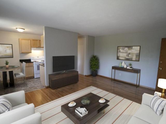 2 BR, 1 BA Apartment 807 Como Avenue Unit 805_01, Saint Paul, MN 55108