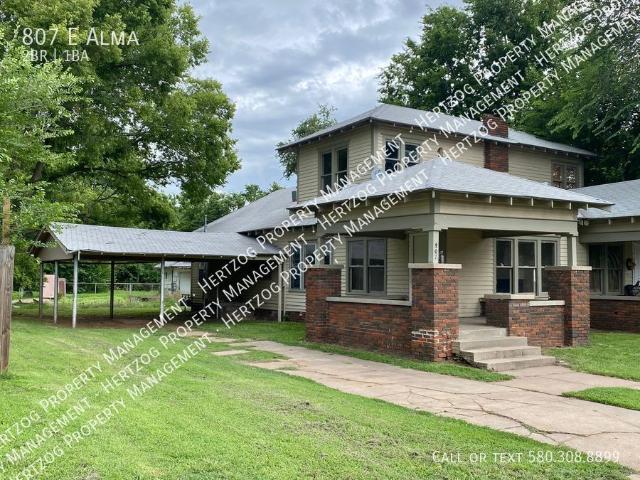 2 BR, 1 BA Apartment 807 E Alma, Ponca City, OK 74601