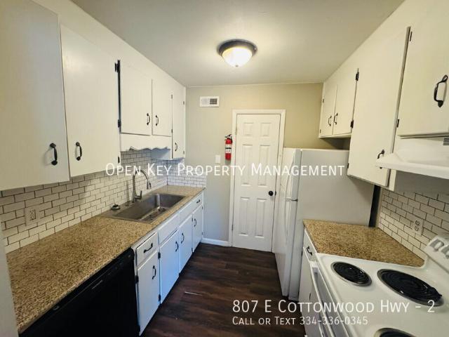 2 BR, 1 BA Apartment 807 E Cottonwood Hwy, Dothan, AL 36301