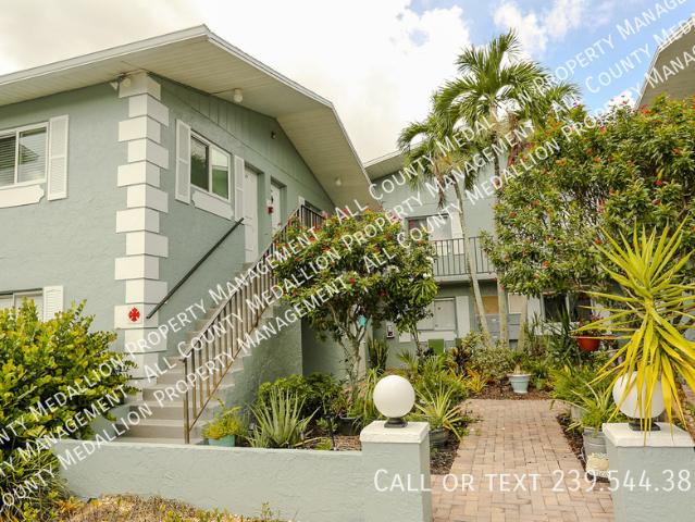 2 BR, 1 BA Apartment 8061 Country Road, Fort Myers, FL 33919