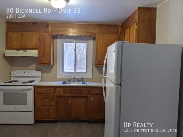 2 BR, 1 BA Apartment 80 Bicknell Rd, Ashford, CT 06278