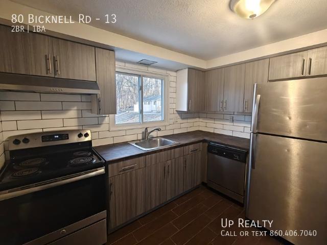 2 BR, 1 BA Apartment 80 Bicknell Rd, Ashford, CT 06278
