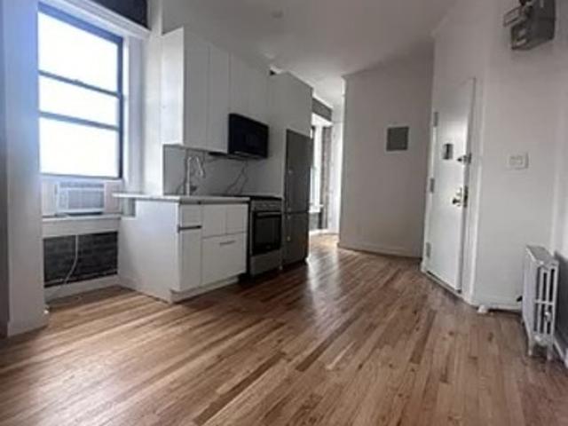 2 BR, 1 BA Apartment 80 Clinton St, Unit 7, New York, NY 10002