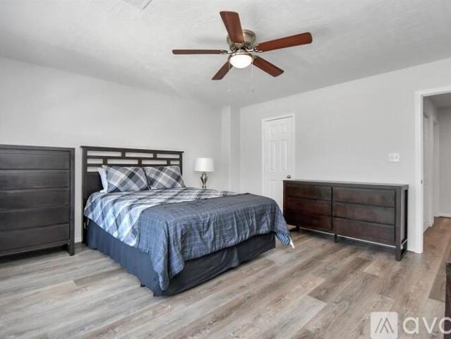 2 BR, 1 BA Apartment 8102 Rhobell Street, Unit 1A, Houston, TX 77078