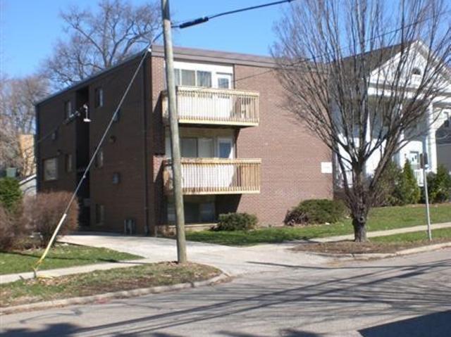 2 BR, 1 BA Apartment 817 Arch St, Ann Arbor, MI 48104