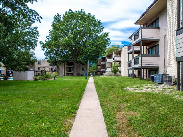 2 BR, 1 BA Apartment 817 NW Park Ln Unit 809 36, Lees Summit, MO 64063
