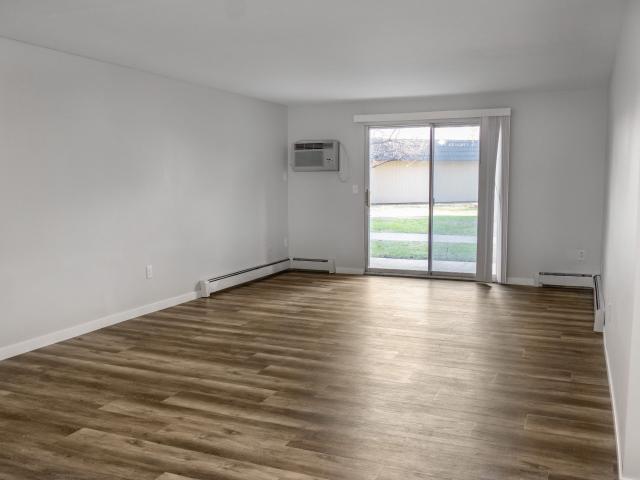 2 BR, 1 BA Apartment 815 39th Street North Unit 208F, Grand Forks, ND 58203