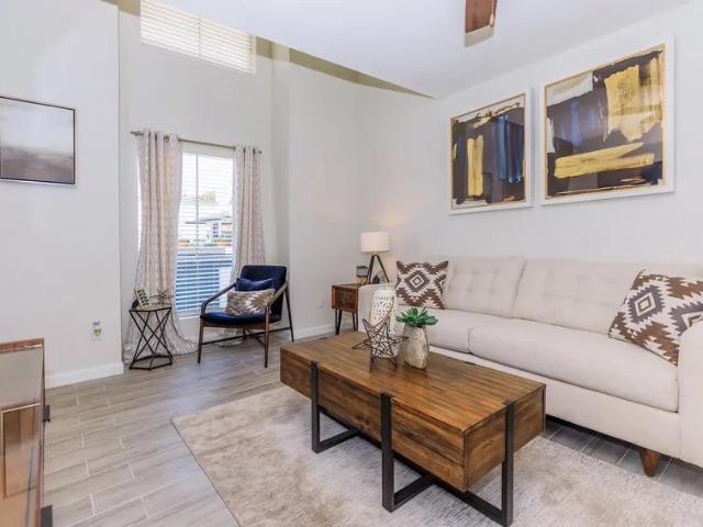 2 BR, 1 BA Apartment 8162 Richmond Avenue Unit 07 0706, Houston, TX 77063