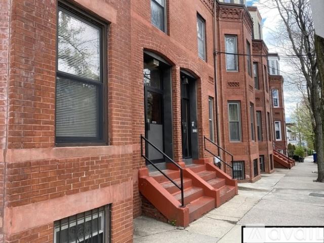 2 BR, 1 BA Apartment 81 Perkins St, Unit 3, Somerville, MA 02145