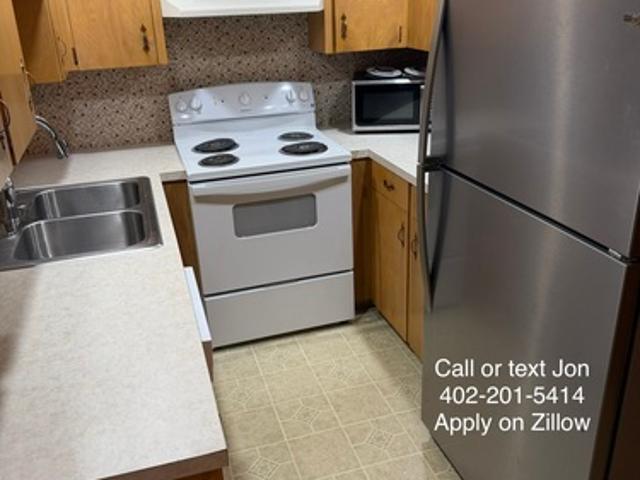 2 BR, 1 BA Apartment 8203 Q Street, Unit 3, Ralston, NE 68127