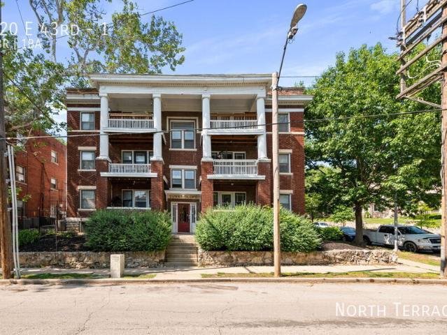 2 BR, 1 BA Apartment 820 E 43rd, Kansas City, MO 64110