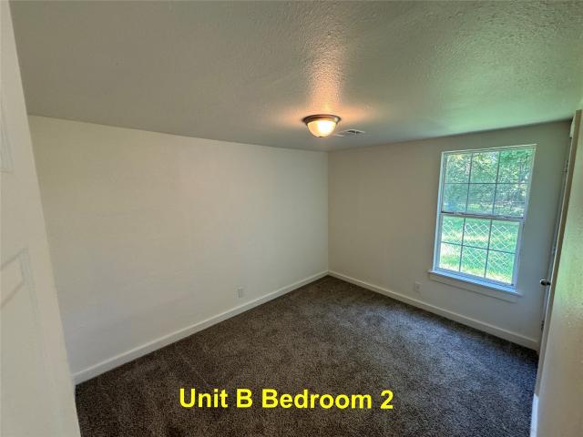 2 BR, 1 BA Apartment 8214 Livingston Street, Houston, TX 77051