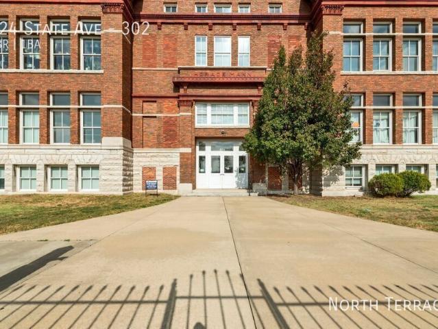 2 BR, 1 BA Apartment 824 State Ave, Kansas City, KS 66101
