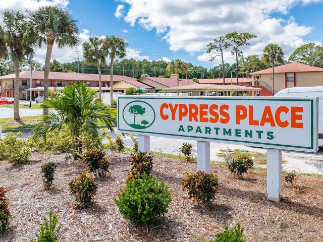 2 BR, 1 BA Apartment 825 E Cypress Street Unit 0772, Tarpon Springs, FL 34689