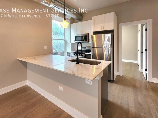 2 BR, 1 BA Apartment 837 N Wolcott Avenue, Chicago, IL 60622