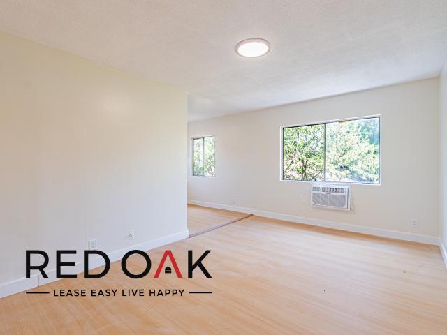 2 BR, 1 BA Apartment 836 E 24th St, Los Angeles, CA 90011