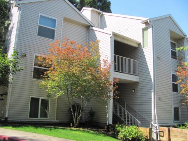 2 BR, 1 BA Apartment 838 SE Cochran Drive Unit 303, Gresham, OR 97080