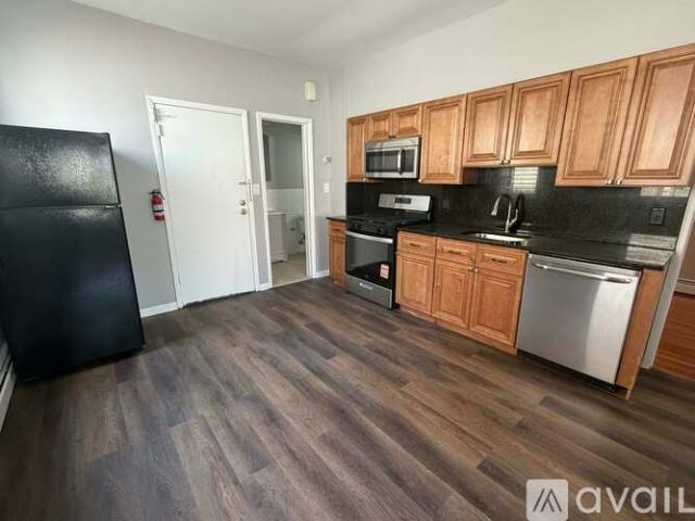 2 BR, 1 BA Apartment 83 W 47th St, Unit 2, Bayonne, NJ 07002