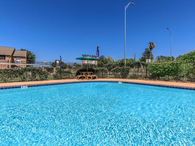 2 BR, 1 BA Apartment 9402 Synott Road Unit 701, Houston, TX 77083