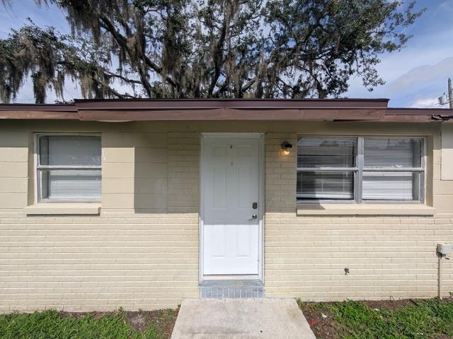 2 BR, 1 BA Apartment 9415 Eastfield Rd, Thonotosassa, FL 33592