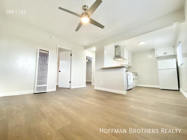 2 BR, 1 BA Apartment 9450 Western Ave, Los Angeles, CA 90047