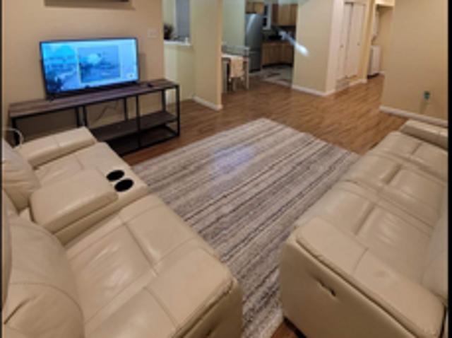 2 BR, 1 BA Apartment 9457 Fairgreen Lane, Unit 2, Philadelphia, PA 19114