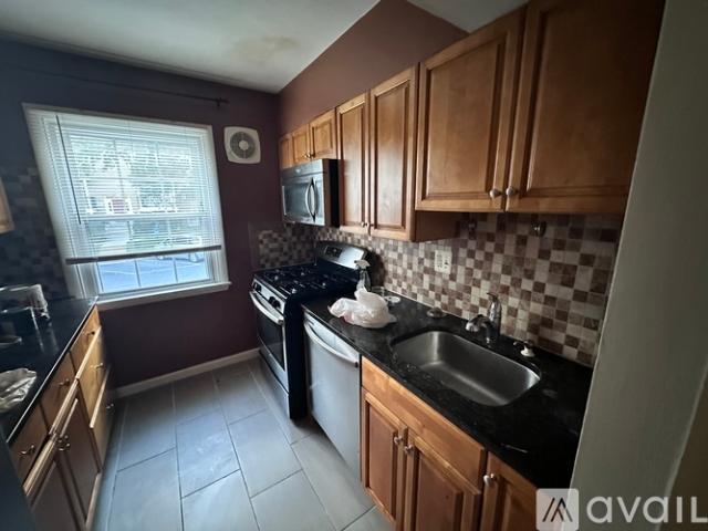 2 BR, 1 BA Apartment 9467 Fairfax Boulevard, Unit 201, Fairfax, VA 22031