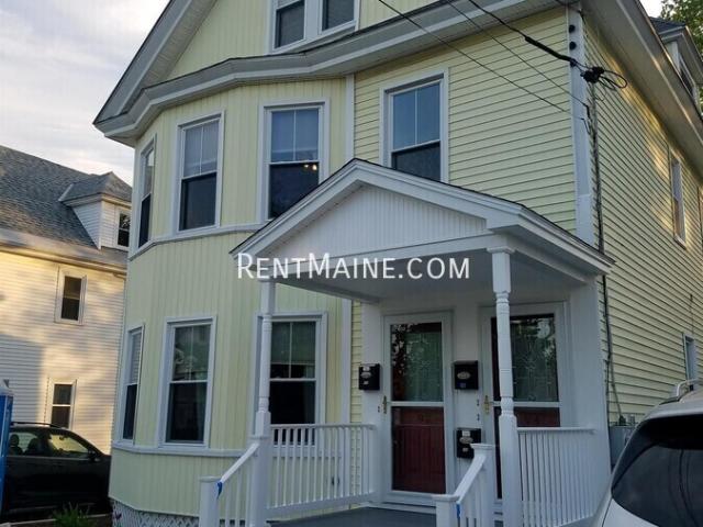 2 BR, 1 BA Apartment 94 Otis St, Bangor, ME 04401